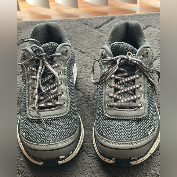 Gravity Defyer | Shoes | Womens Gravity Defy Shoes | Poshmark
